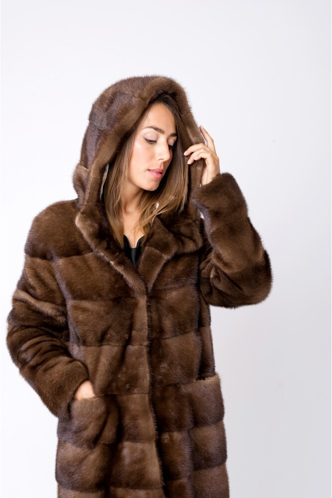 Bomber visone scandinavo demibuff, bordi in lana - Pellicceria Serra