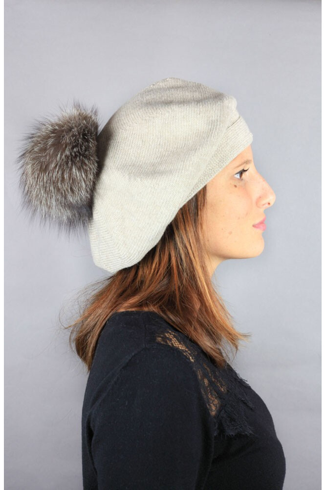 Wool beret with fox fur pom